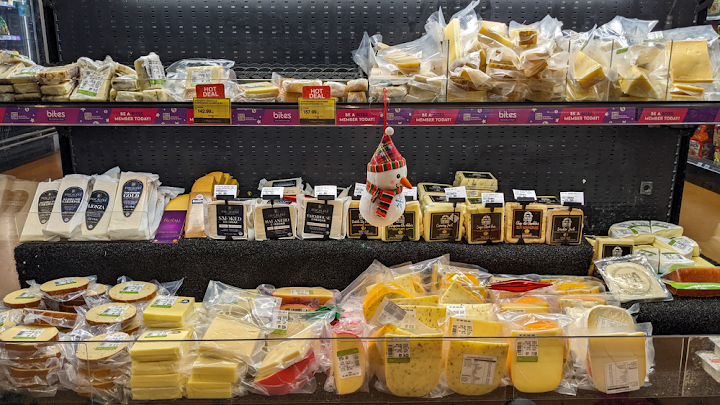Free: Cheese on supermarket shelves - nohat.cc