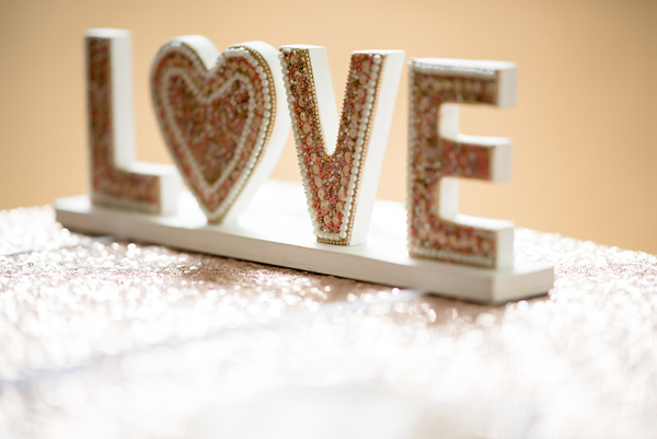 Free: Love Sign - nohat.cc