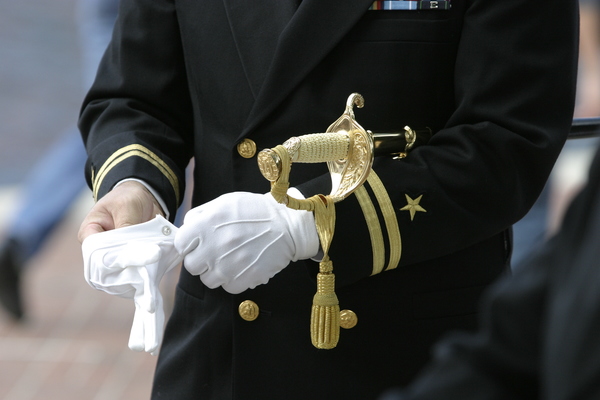 Free: Man In Black Suit Wearing Gloves - nohat.cc