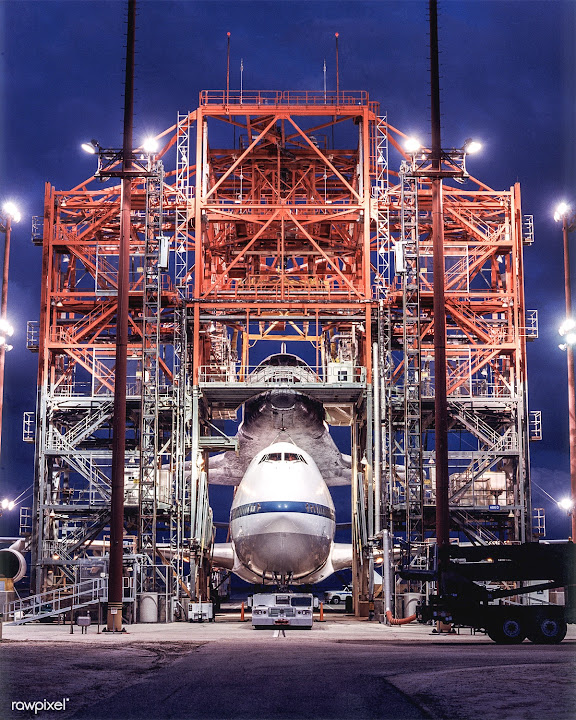 Free: The Space Shuttle Atlantis centered in the Ma.. | Free public ...