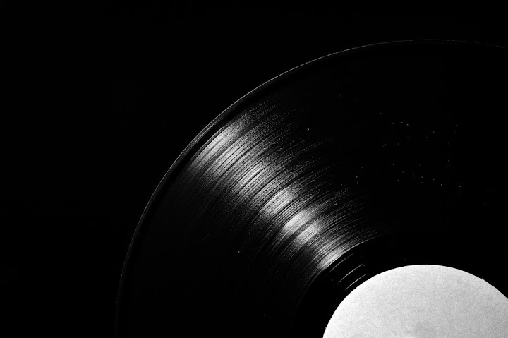 Free: Close-Up Photo Of Vinyl Disc - nohat.cc