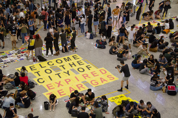 Free: Photo Of People Gathering - nohat.cc